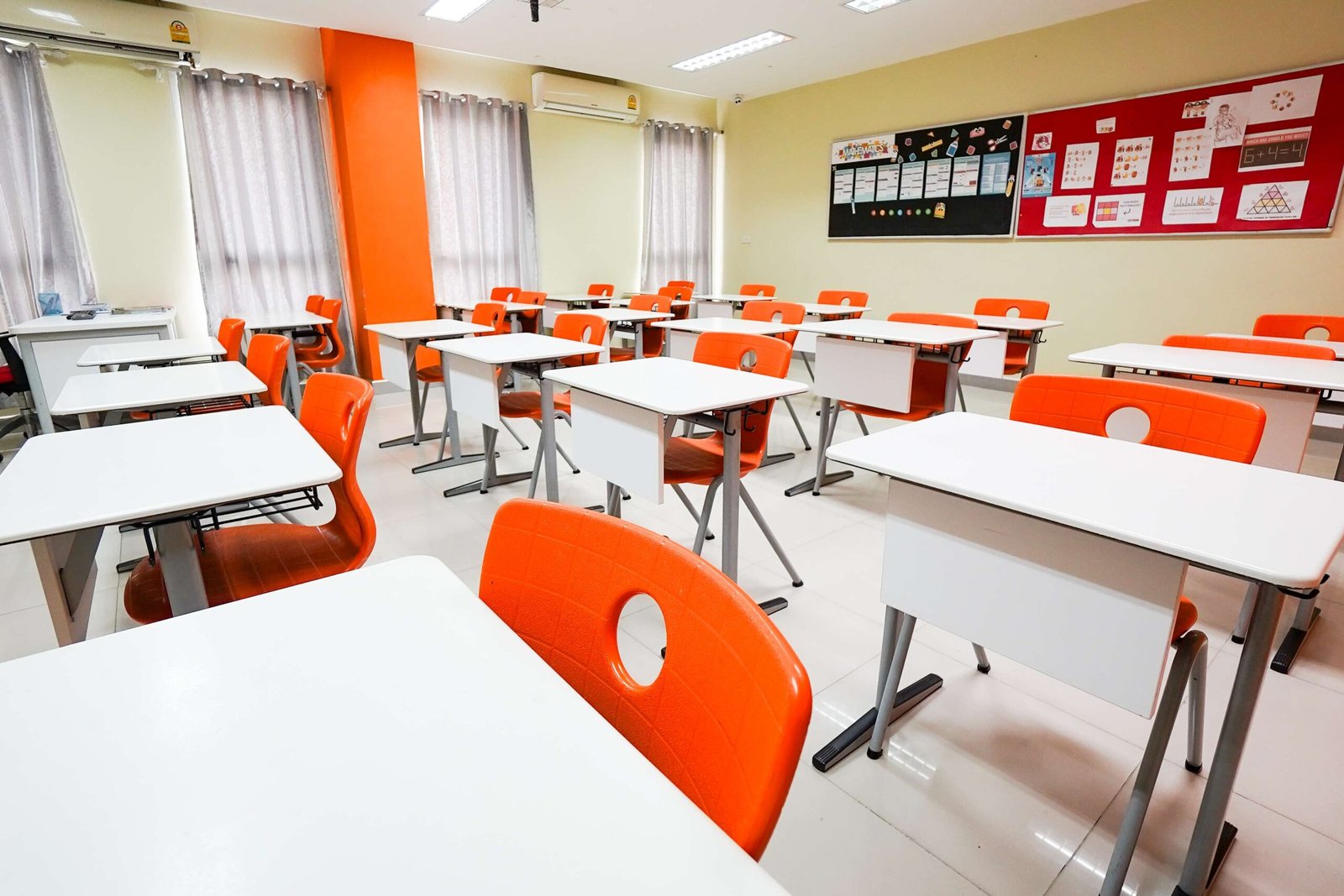 Modern Classes and Learning Spaces - Chindamanee School